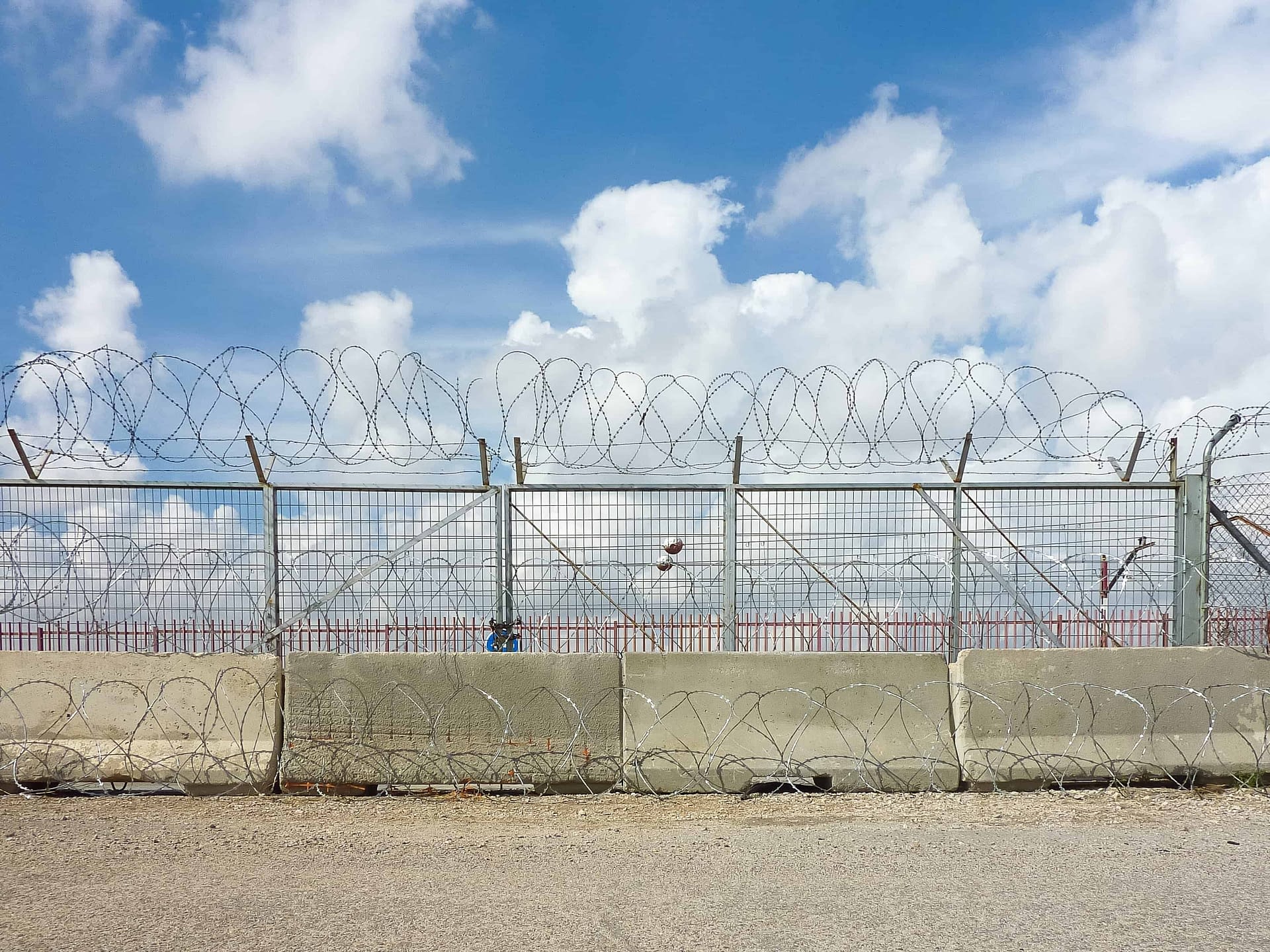 MEN-SEC Perimeter Control - MEN-SEC